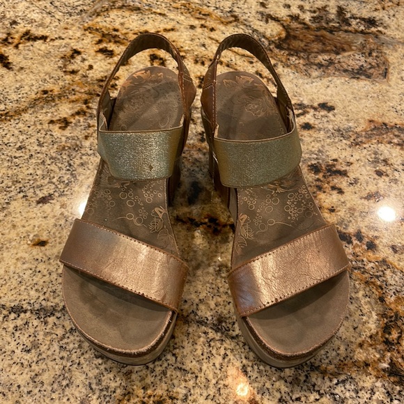 OTBT | Shoes | Otbt Bushnell Wedge Sandals | Poshmark